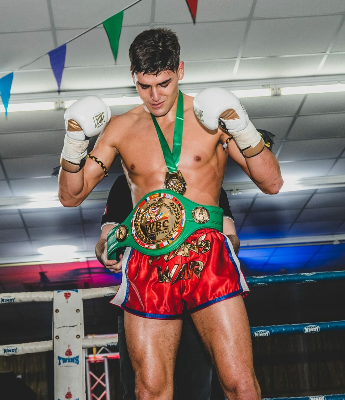 Taormina. Michael Samperi è il nuovo campione "Wbc Muay Thai" del ...