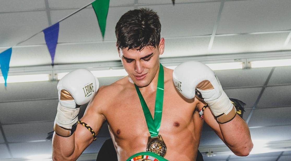 Taormina. Michael Samperi è il nuovo campione "Wbc Muay Thai" del ...