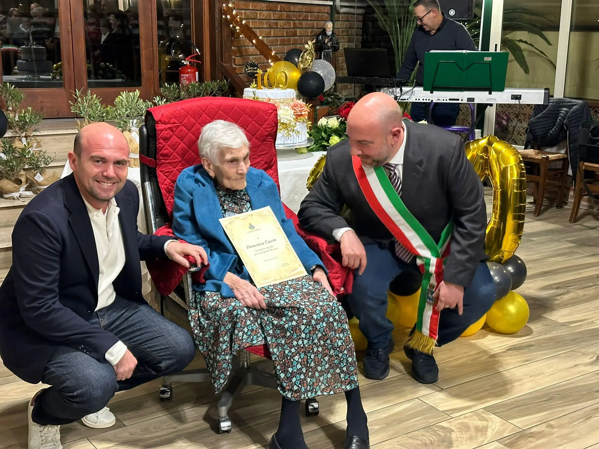 Taormina. Festa a Trappitello per i 100 anni di nonna Domenica