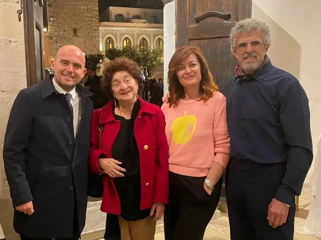 Taormina. Ex Chiesa di S. Agostino: inaugurata l'esposizione di pittura ...